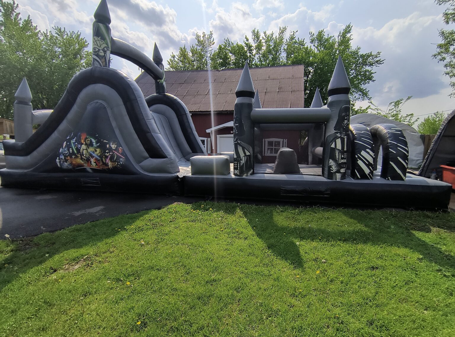 Le parcours à obstacles du Jedi – Location de jeux gonflables Chroma ...